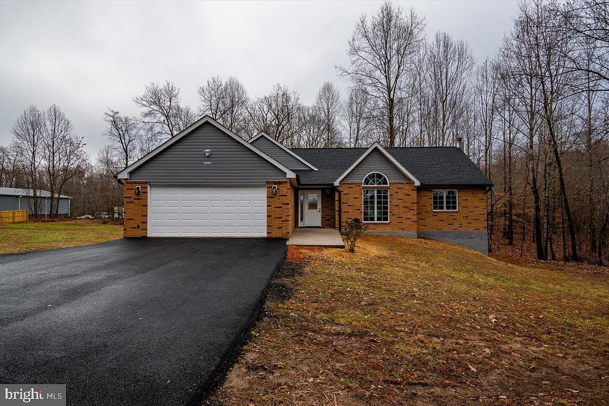 19110 Ferguson Ln, Jeffersonton, VA 22724 | Zillow