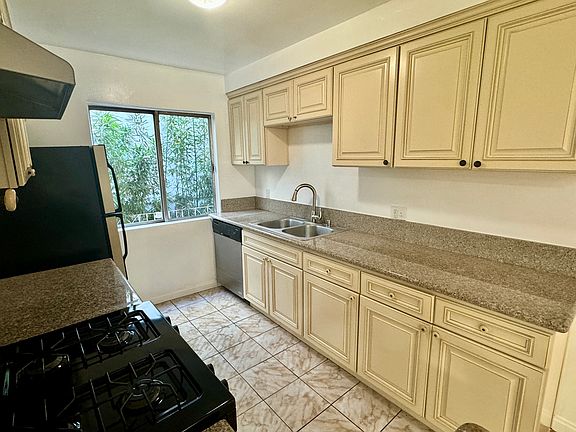 1044 N Curson Ave #A2, Los Angeles, CA 90046 | Zillow