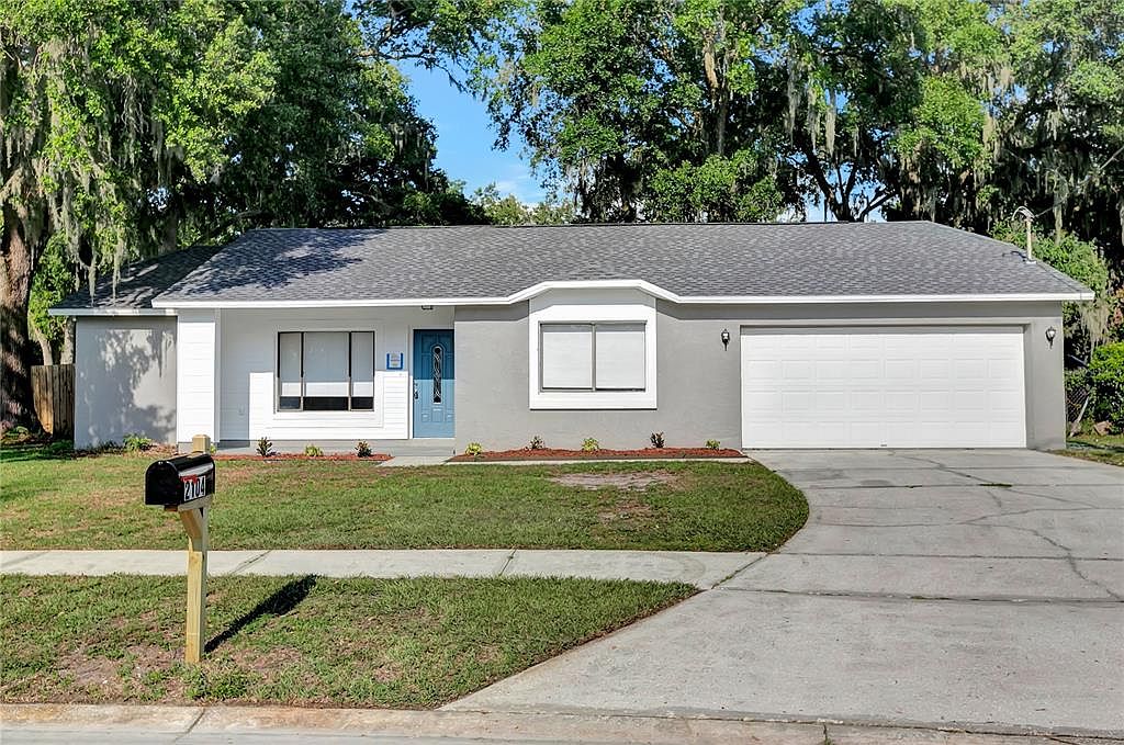 2104 Johnson Loop, Plant City, FL 33563 | Zillow
