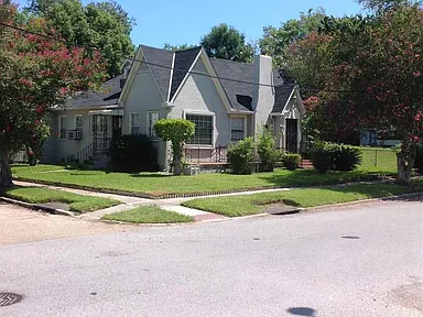 601 Julia St Baton Rouge LA | Zillow