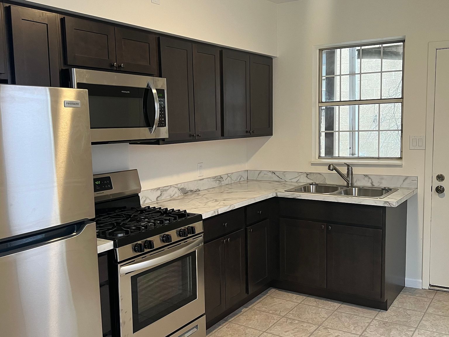 5035 Lytle St APT 2, Pittsburgh, PA 15207 | Zillow