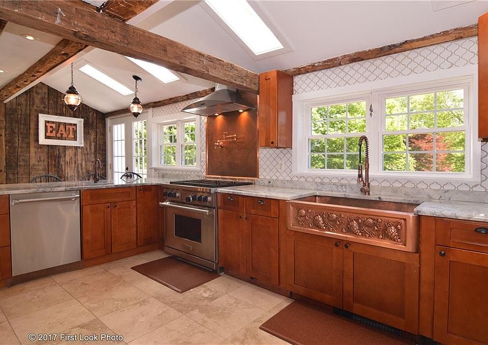 16 Foster Center Rd, Foster, RI 02825 | Zillow