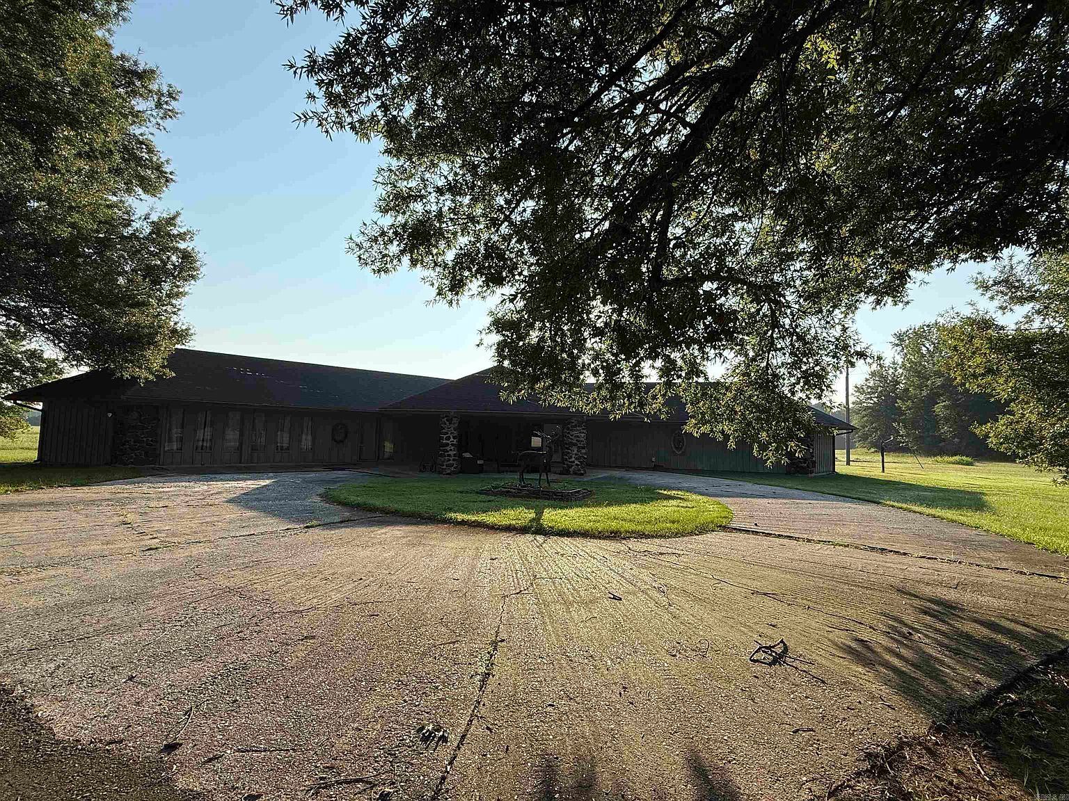 1421 Highway 195 N, Blevins, AR 71825 | MLS #25031823 | Zillow