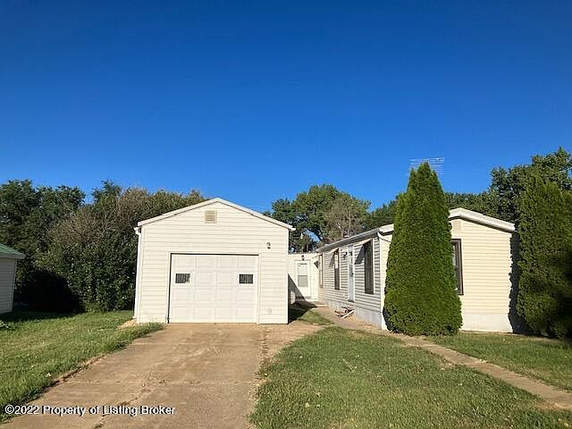 307 N Bismarck St, Hebron, ND 58638 | Zillow