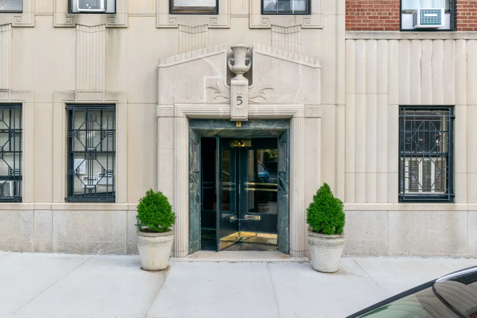 5 Riverside Drive #1C in Upper West Side, Manhattan | StreetEasy