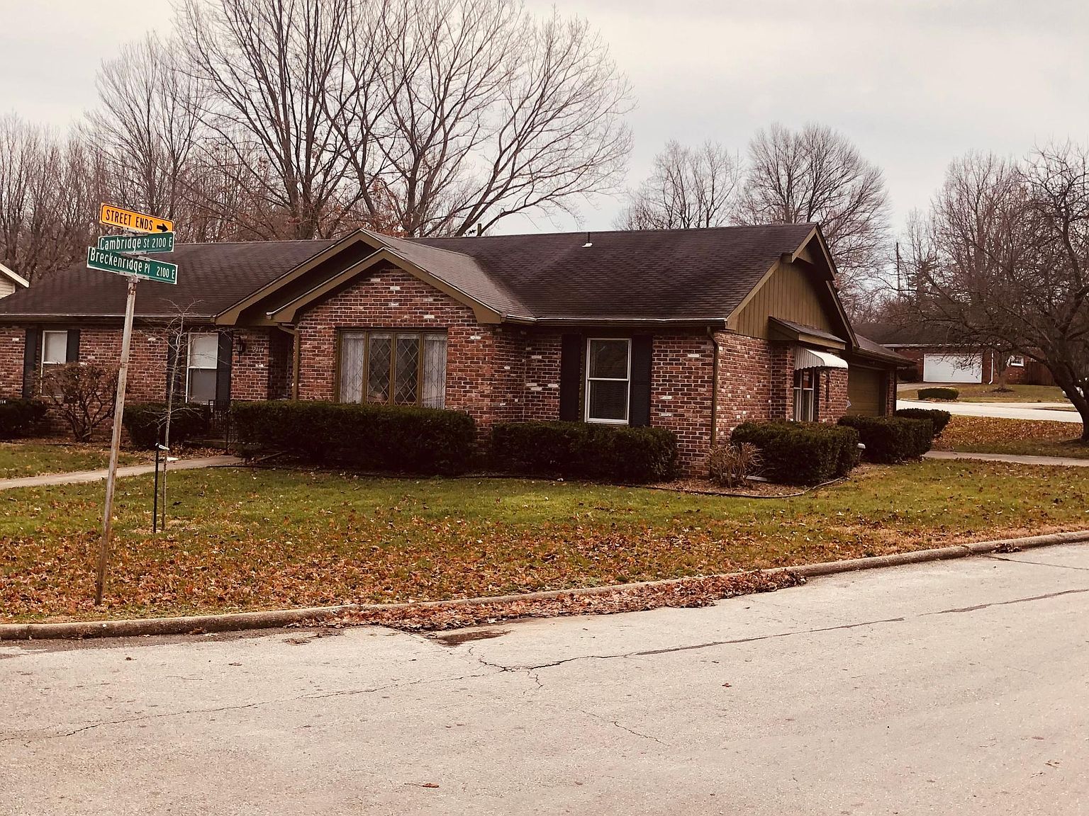 2114 E Cambridge St, Springfield, MO 65804 | Zillow