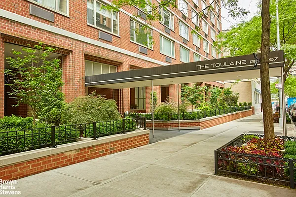 130 West 67th Street #26D in Lincoln Square, Manhattan | StreetEasy