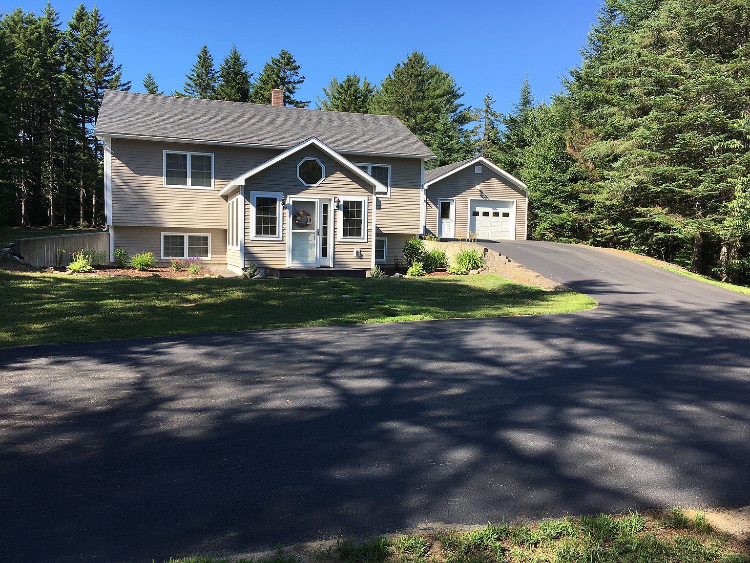 50 Sprucewood Ln, Lyndonville, VT 05851 | Zillow