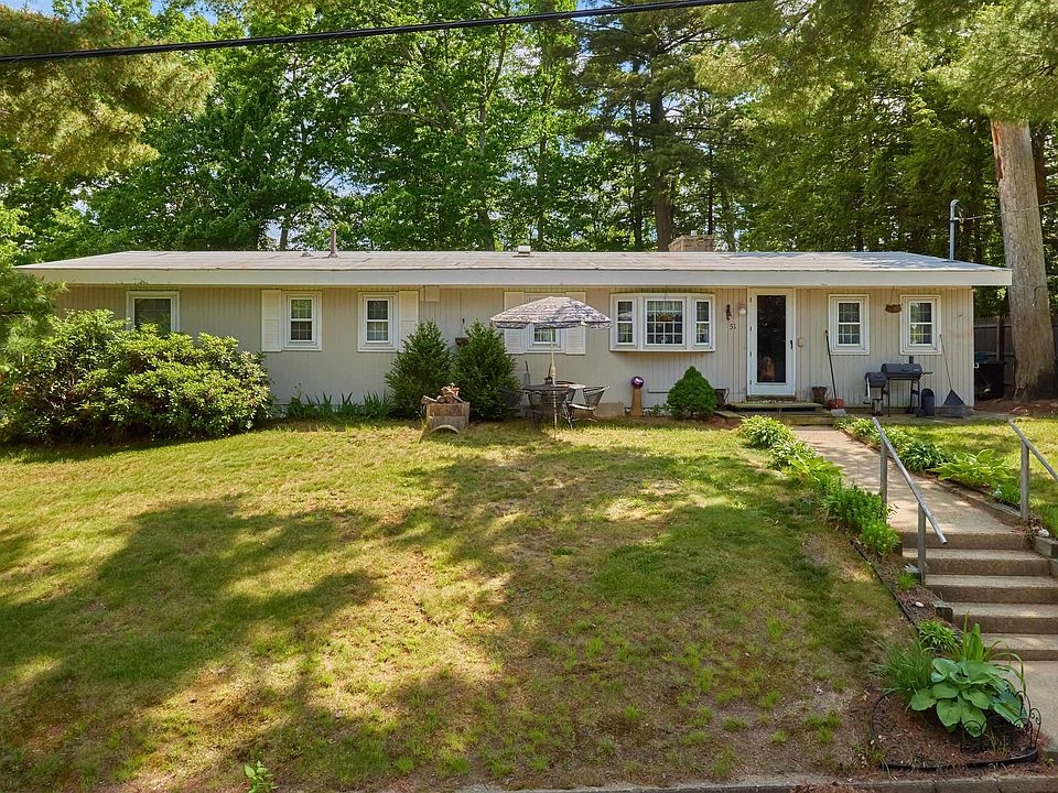 51 Roycraft Rd, Manchester, NH 03103 | Zillow