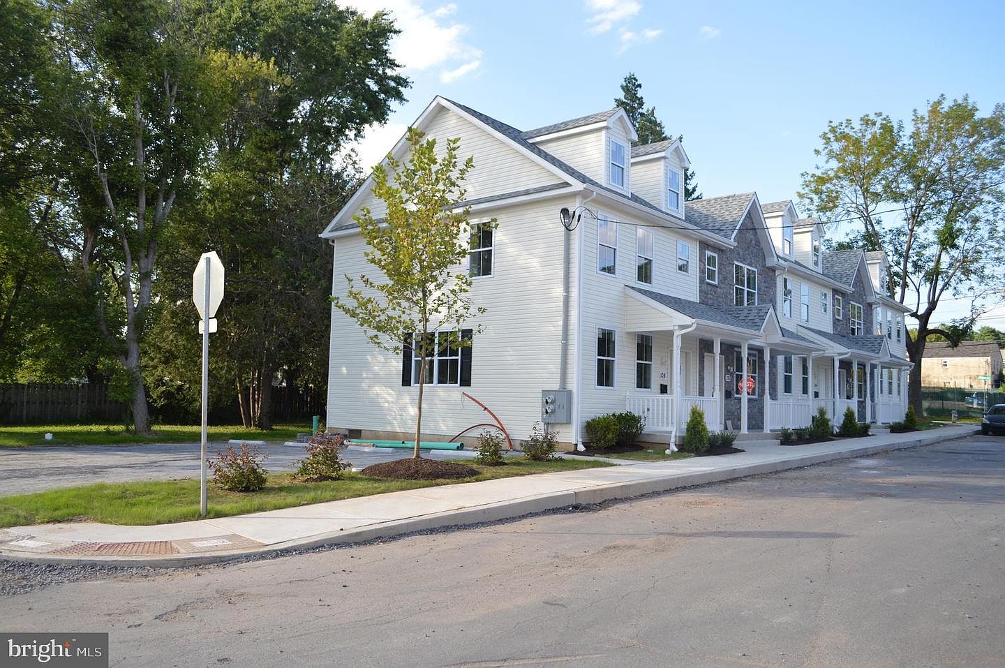 302 W Maple St, Ambler, PA 19002 | Zillow