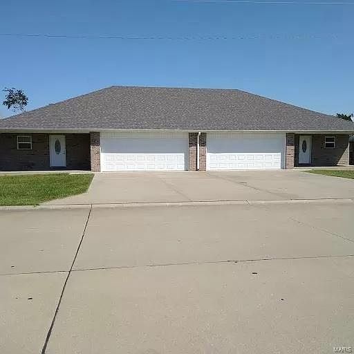 430 W Deerwood Dr, Jackson, MO 63755 | Zillow