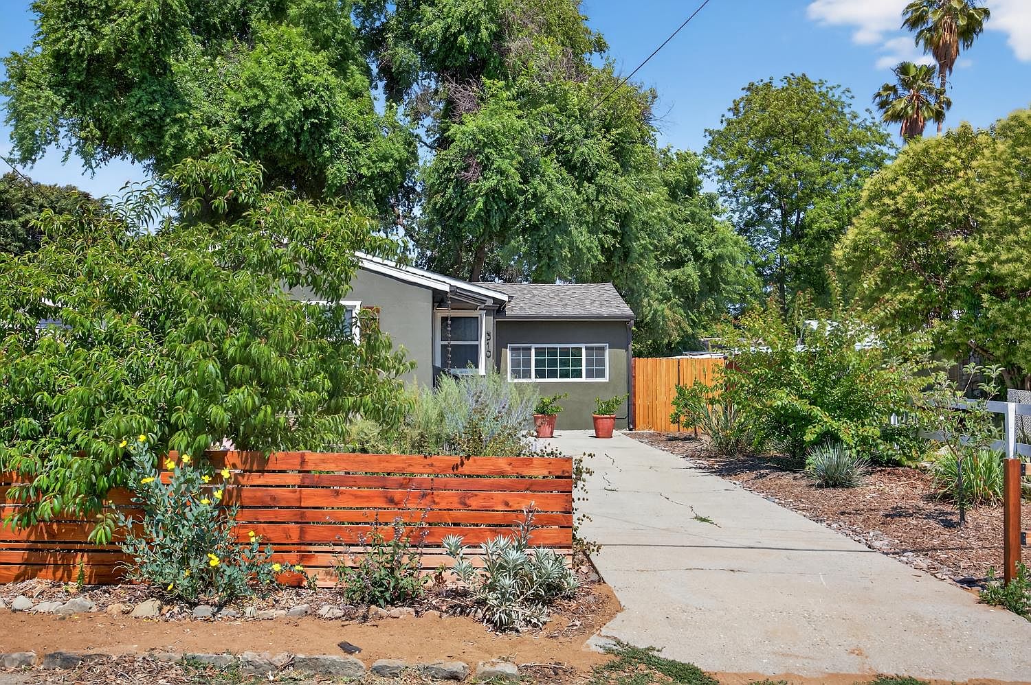 310 N Fulton St, Ojai, CA 93023 | MLS #224722 | Zillow
