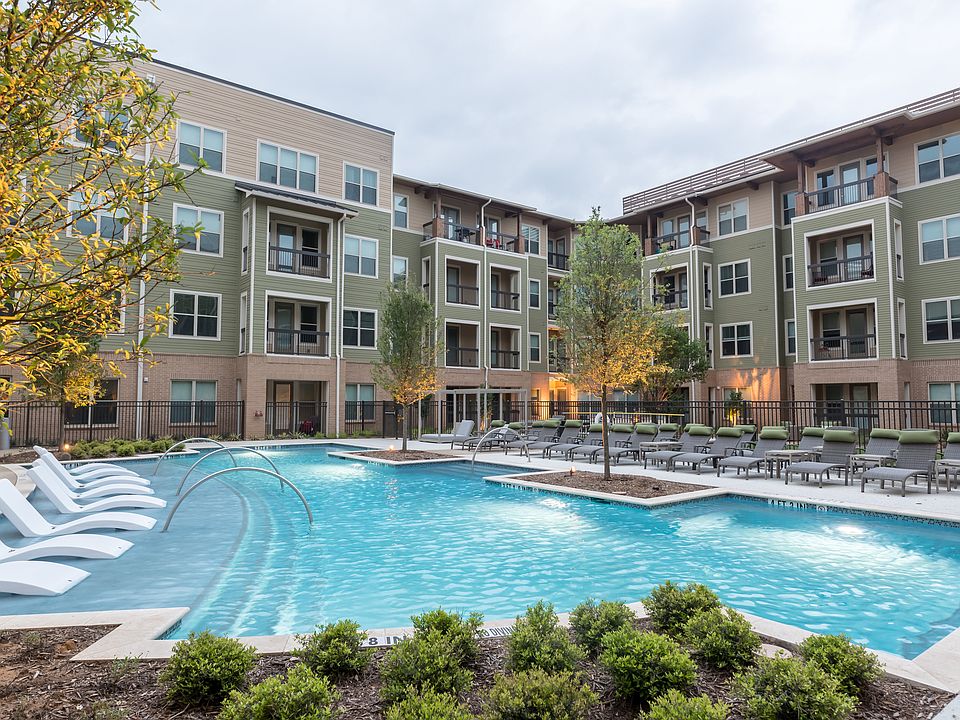 The Roosevelt Arlington Commons - 425 E Lamar Blvd Arlington TX | Zillow