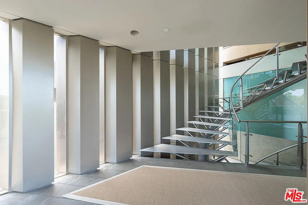 $19.99M Wallace E. Cunningham-Designed "Crescent House" For Sale in ...
