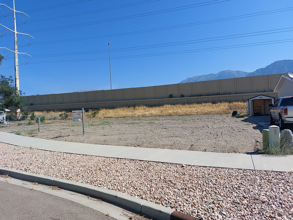 811 S 900 W, Provo, UT 84601 | MLS #1893398 | Zillow