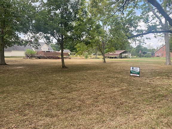 1066 Earline Dr, Breaux Bridge, LA 70517 | Zillow