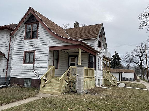3703 East Barnard AVENUE, Cudahy, WI 53110 | MLS #1862761 | Zillow