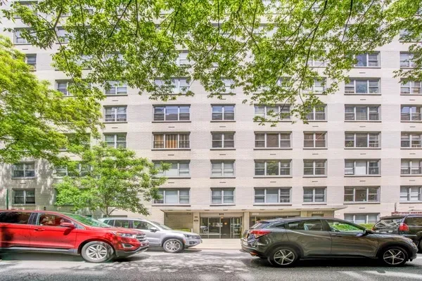 511 East 80th Street #LC in Yorkville, Manhattan | StreetEasy