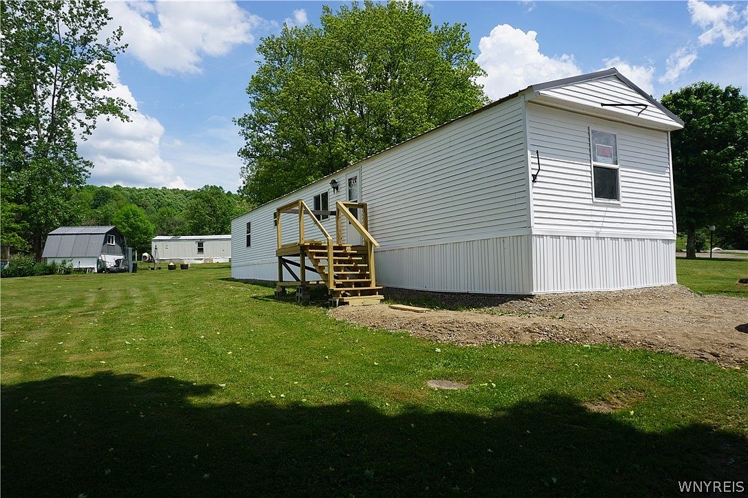 11796 Sparks Rd, Freedom, NY 14065 | MLS #B1540377 | Zillow