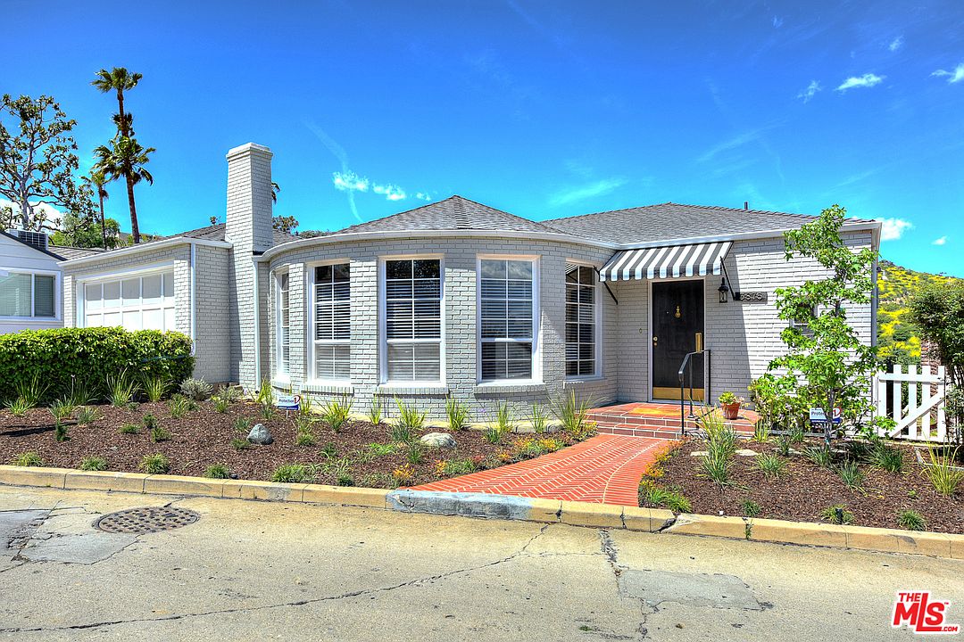 3875 Carnavon Way, Los Angeles, CA 90027 | Zillow