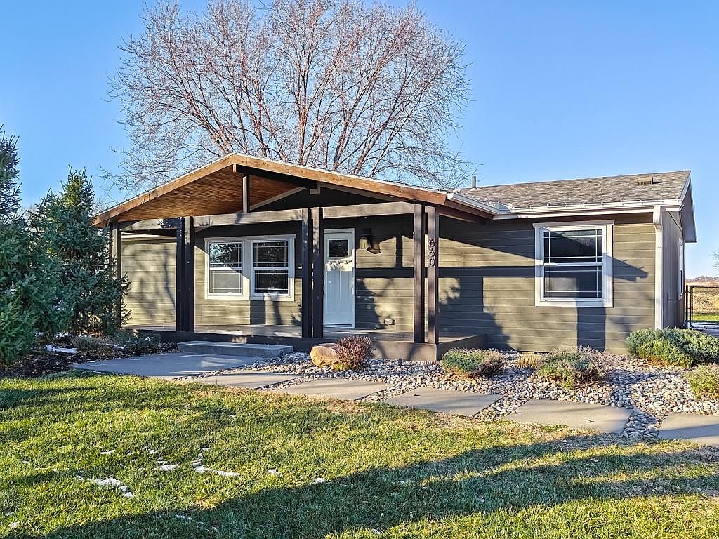 660 W North St, Spring Hill, KS 66083 | Zillow