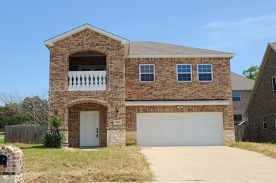 101 Mitchell St, Terrell, TX 75160 | Zillow
