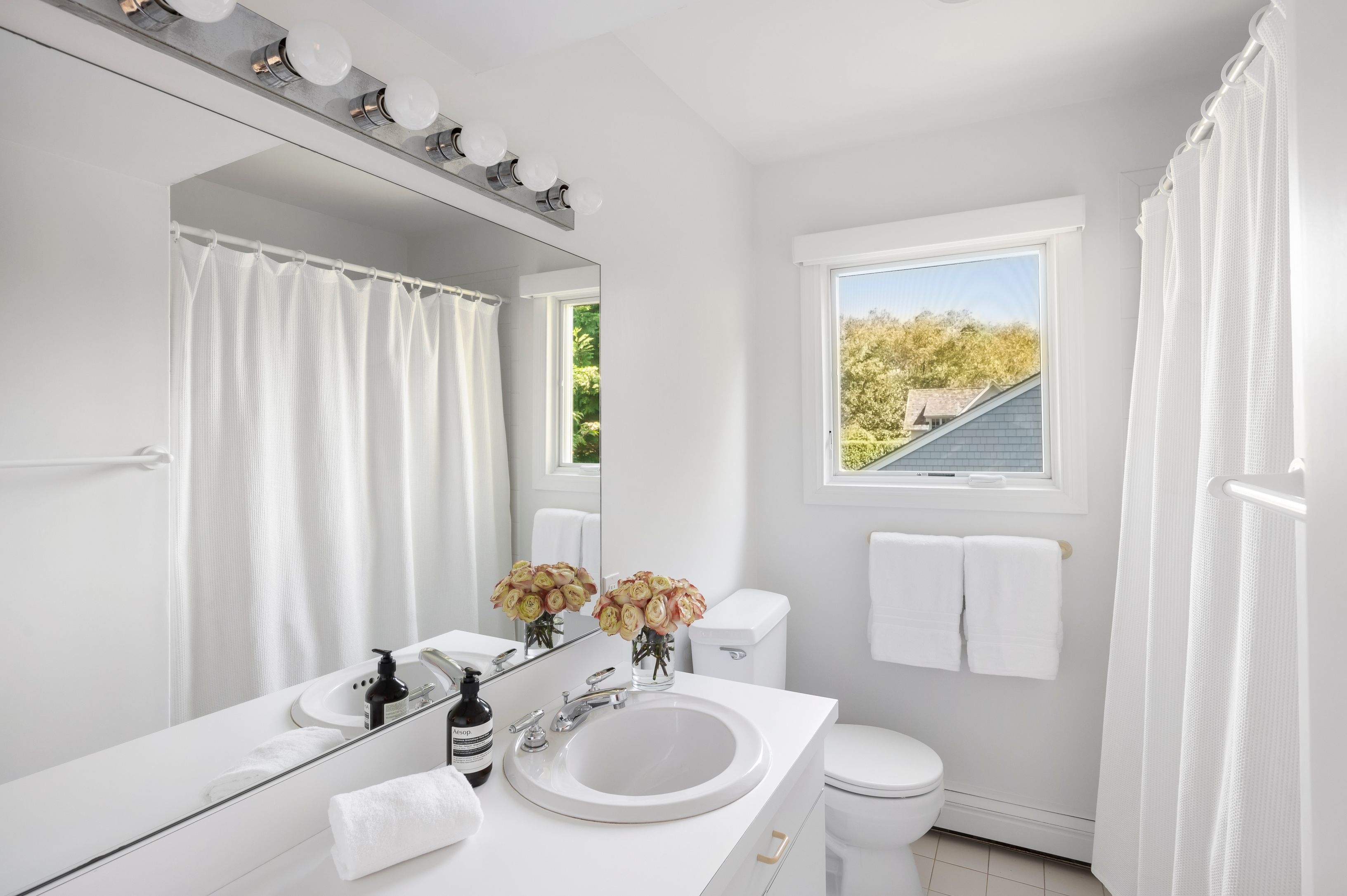52 & 54 Fithian Ln, East Hampton, NY 11937 | Out East