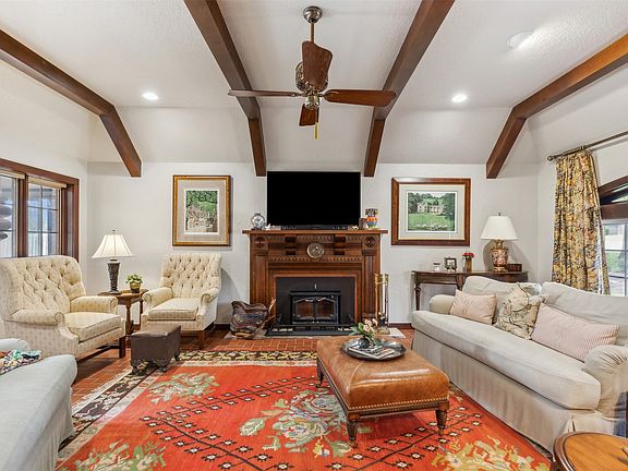 905 Country Club Rd, Cleburne, TX 76033 | Zillow