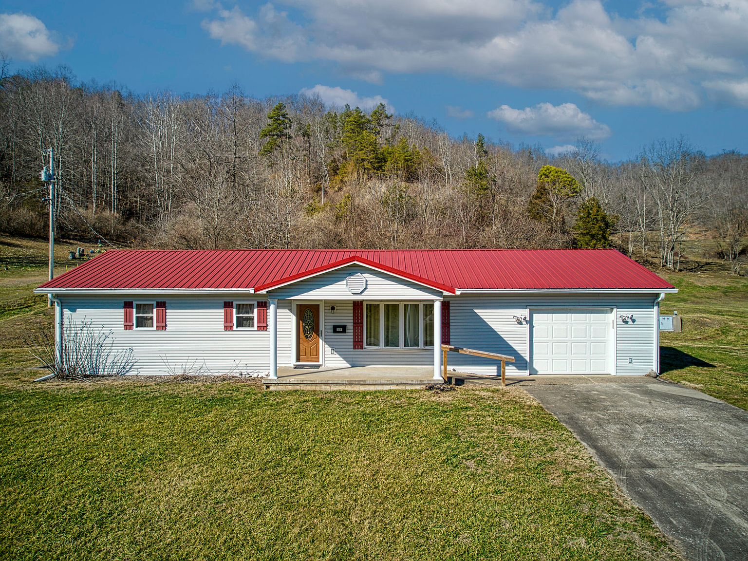 18191 Kentucky #172, West Liberty, KY 41472 | Zillow