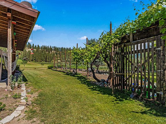2447 Pierre Lake Rd #A, Kettle Falls, WA 99141 | MLS #202318028 | Zillow