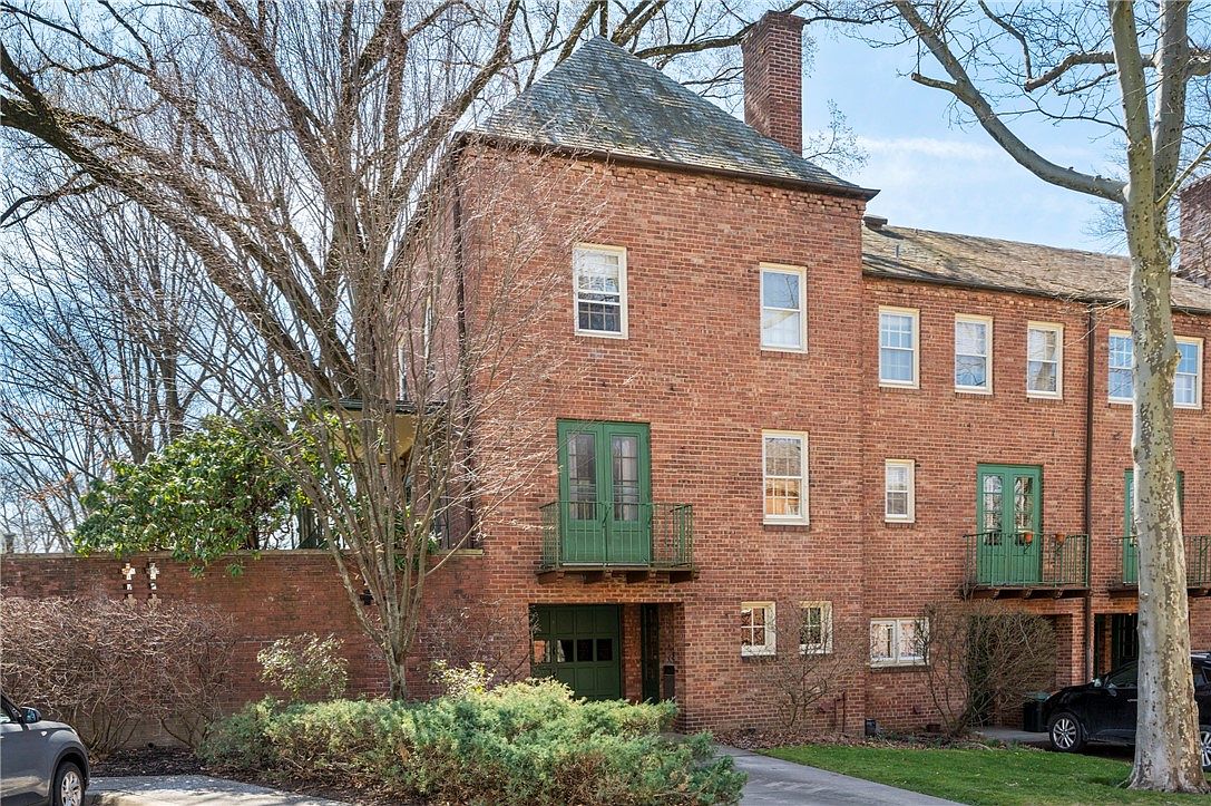 527 Bigham St, Pittsburgh, PA 15211 | Zillow