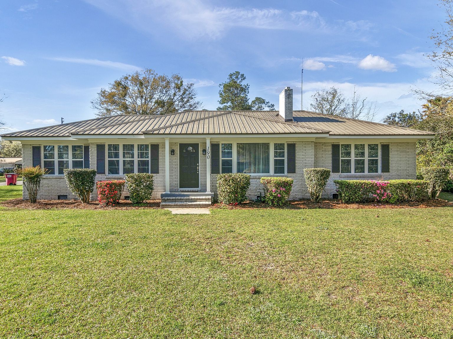 190 Plier St, Baxley, GA 31513 | Zillow