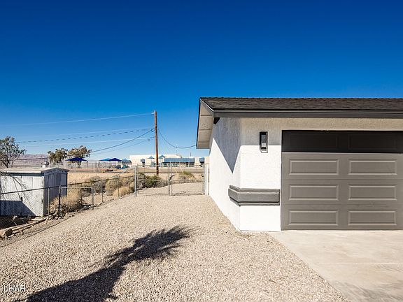 2205 Charing Cross Dr, Lake Havasu City, AZ 86404 | MLS #1033067 | Zillow