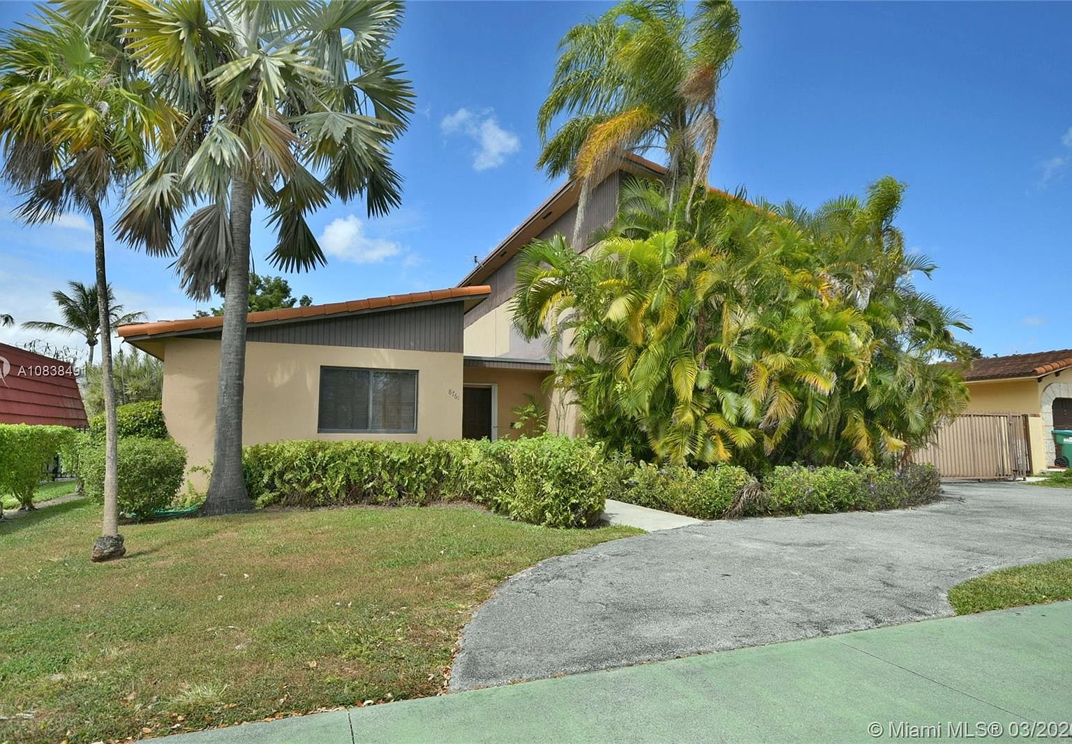 8761 SW 56th St, Miami, FL 33165 | Zillow