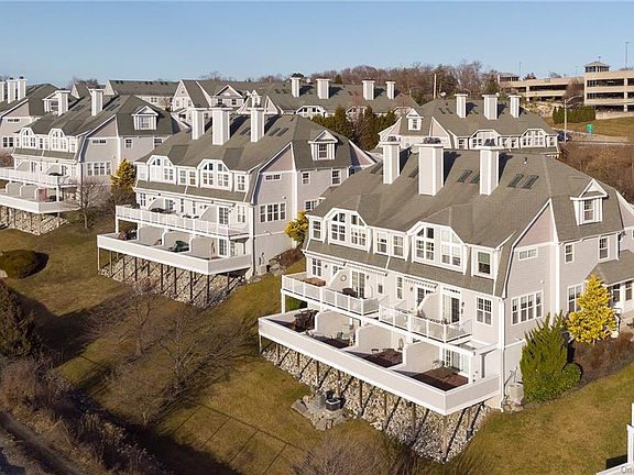 136 Hudson Pointe Drive, Poughkeepsie, NY 12601 | MLS #H6292725 | Zillow