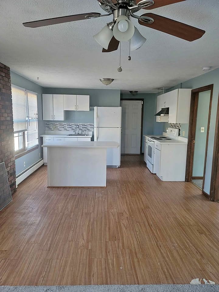 906 Sabattus St #1, Lewiston, ME 04240 | Zillow