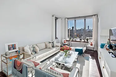 Chelsea Stratus at 101 West 24th Street in Chelsea : Sales, Rentals ...