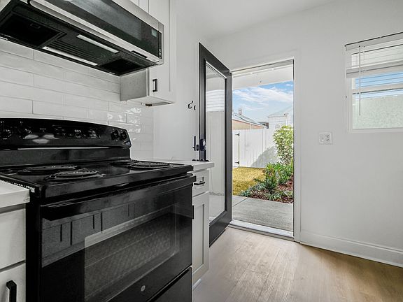 3324 S Saratoga St #101, New Orleans, LA 70115 | Zillow