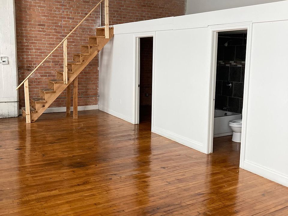 Hudson's Lofts - 1915 W Fort St Detroit MI | Zillow
