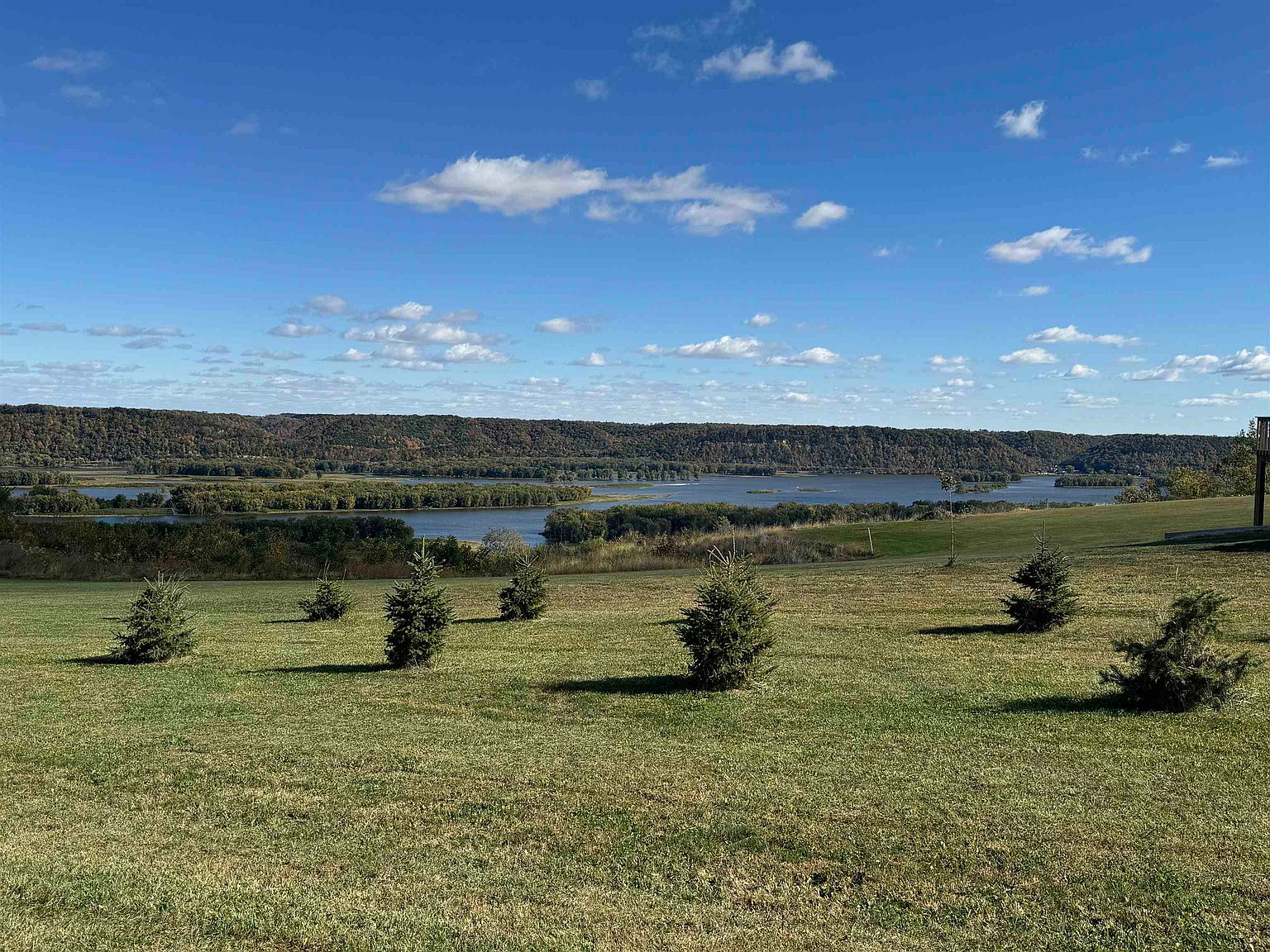 25 Island View Dr, Garnavillo, IA 52049 | MLS #150665 | Zillow