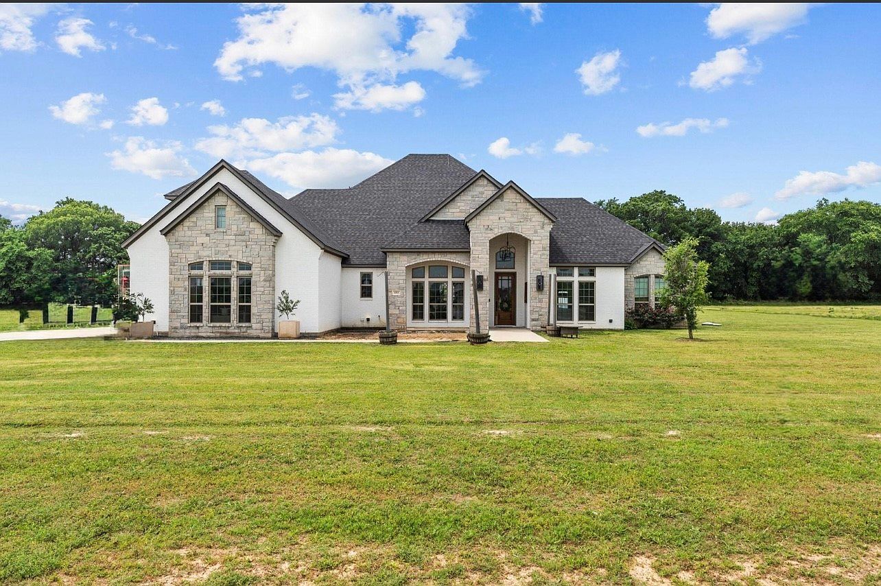 133 Heritage Springs Dr, Brock, TX 76087 | MLS #20962825 | Zillow