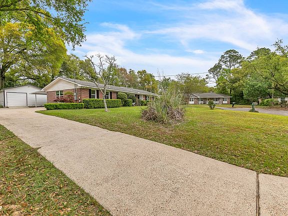 5062 Chauntecleer Ct, Mobile, AL 36693 | Zillow
