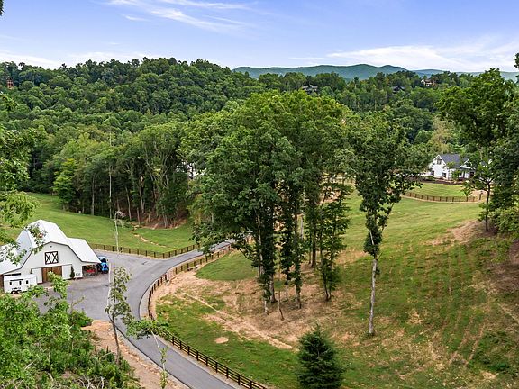 353 Sowers Rd, Blue Ridge, GA 30513 | MLS #10366769 | Zillow