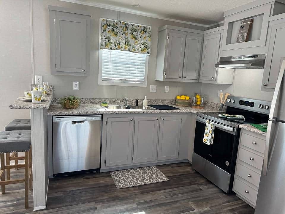 753 Tallman Cir Midway Park NC | Zillow