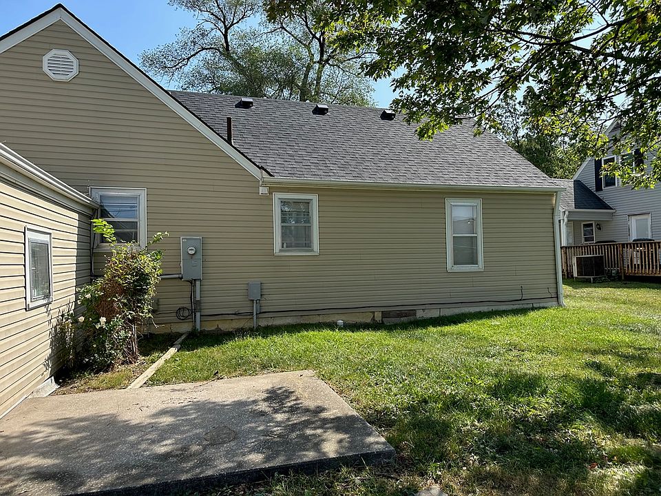 1520 Locust St, Chillicothe, MO 64601 | Zillow