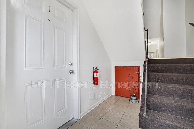 12611 E Orell Rd #1, Louisville, KY 40272 | Zillow