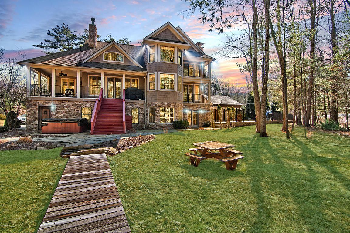 403 Route 507, Tafton, PA 18464 | Zillow