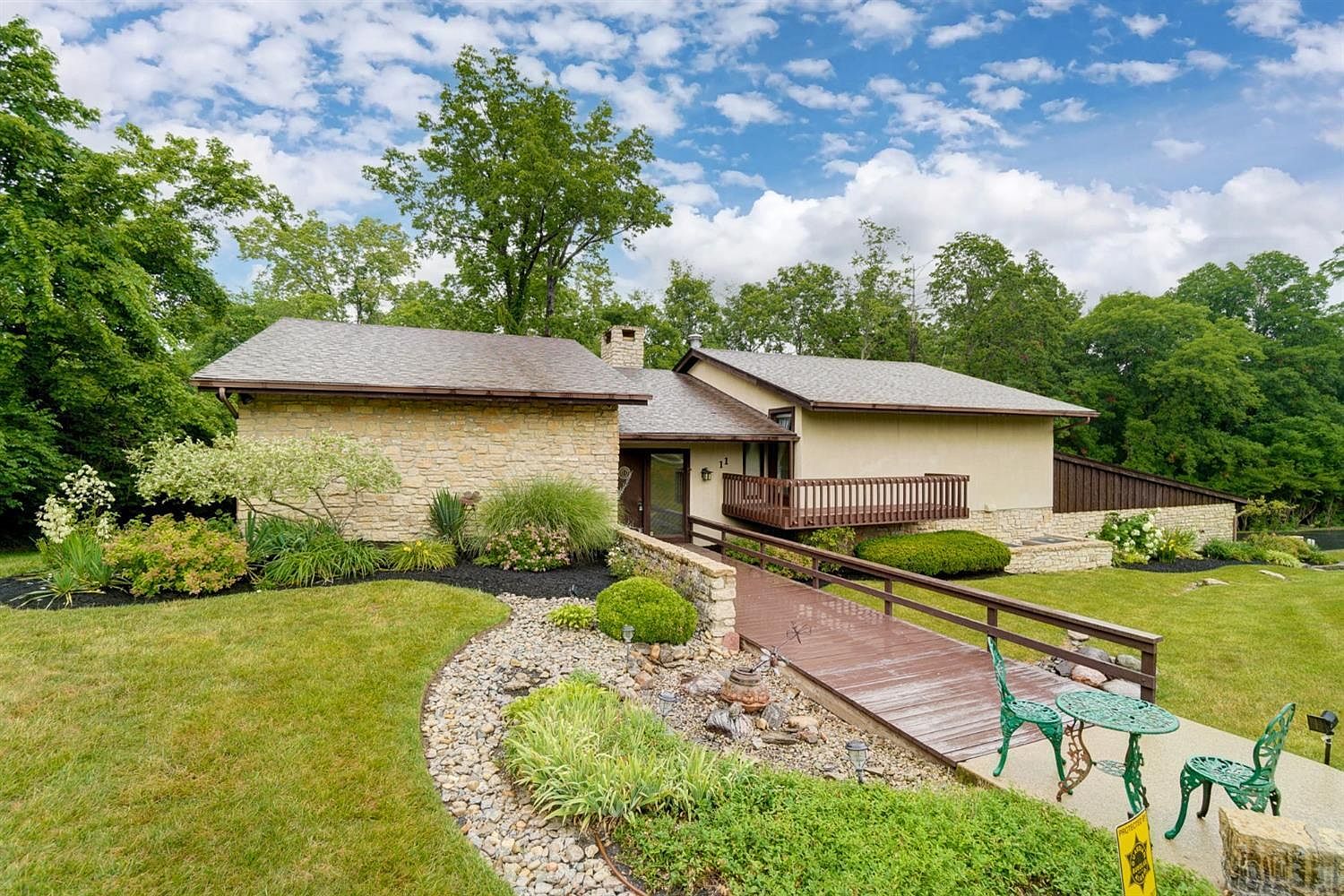 11 Sunnybrook Ct, Hamilton, OH 45013 | MLS #1775315 | Zillow