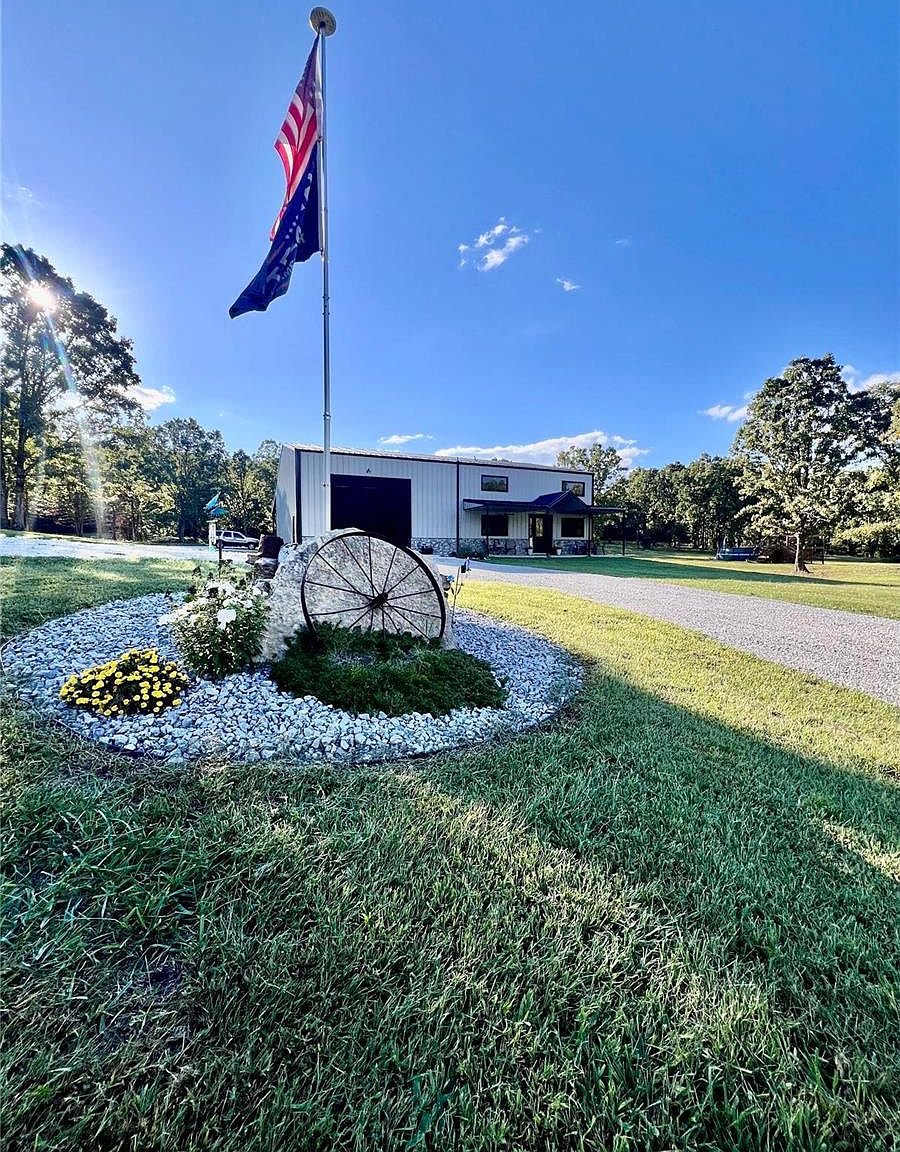 8593 Highway 17 W, Bucyrus, MO 65444 | MLS #24062651 | Zillow