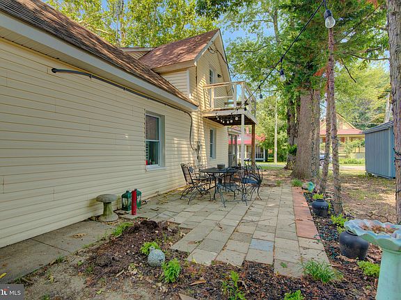 214 Dennison St, Colonial Beach, VA 22443 | Zillow